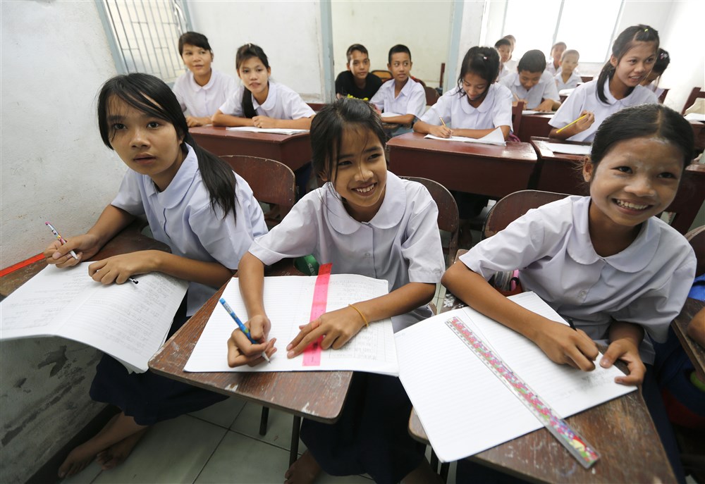 Call for undocumented Myanmar children to get an education in Thailand ...