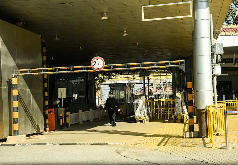 Major Myanmar-China border crossing partially reopens | Mizzima Myanmar News and Insight