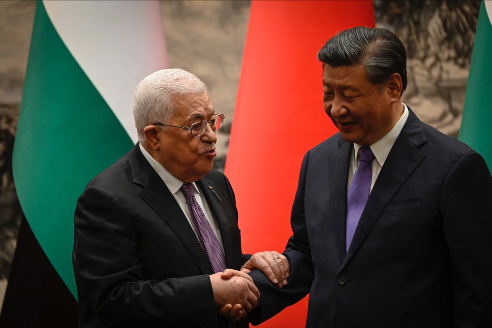 Palestinian president Mahmud Abbas arrives in China | Mizzima Myanmar ...