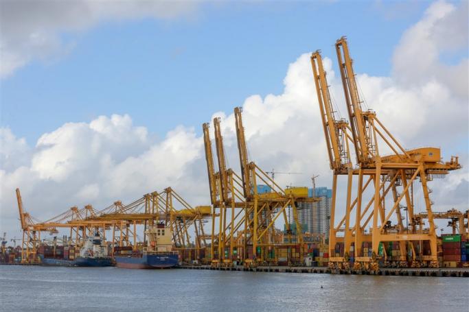 Chinese state-owned firm to build major Sri Lanka port complex ...