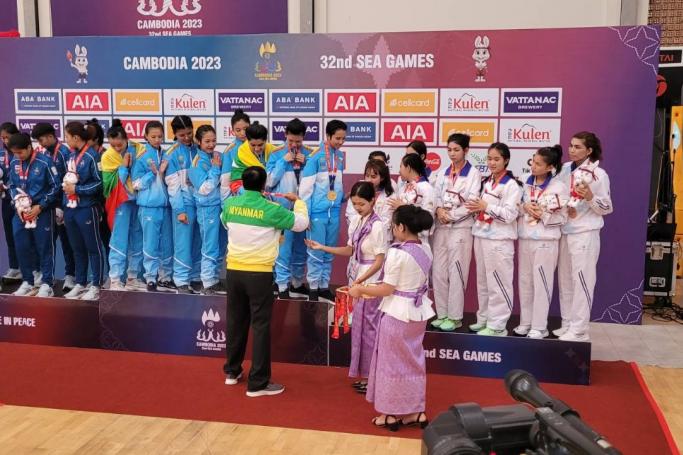 Myanmar women & men both win Gold in Chinlone at SEA Games | Mizzima ...