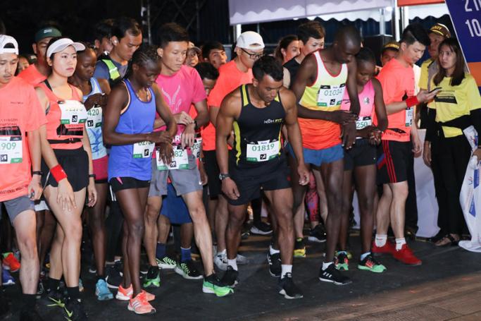 11, 000 runners participated in 8th Yoma Yangon International Marathon ...